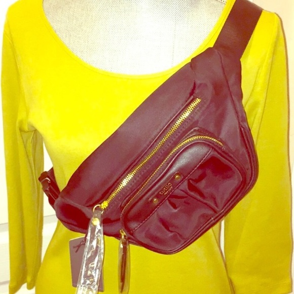 Tutilo | Bags | Only Tutilo New York Belt Bag | Poshmark